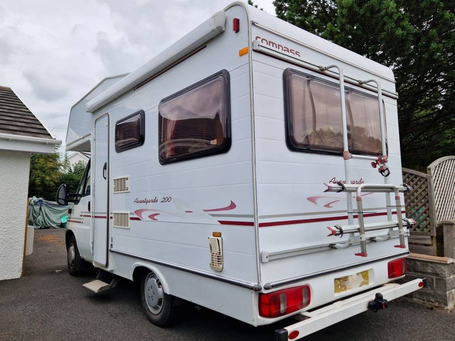 2002(52)COMPASS AVANTGARDE 200 4-BERTH - 4-BELTS - VERY CLEAN VAN ...