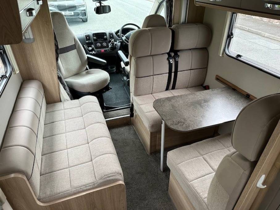 Elddis Autoquest 196