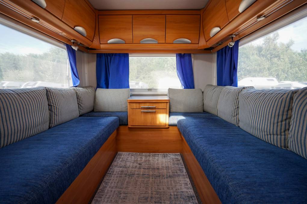 Hymer B634 - 4 Berth with U shaped Lounge