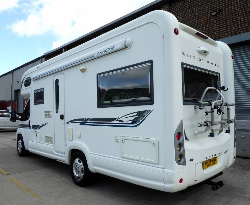 Autotrail Apache 700 SE 6 berth rear lounge coachbuilt motorhome for sale