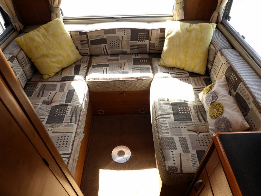 Auto-Trail Apache 700 SE 6 berth rear lounge coachbuilt motorhome for sale