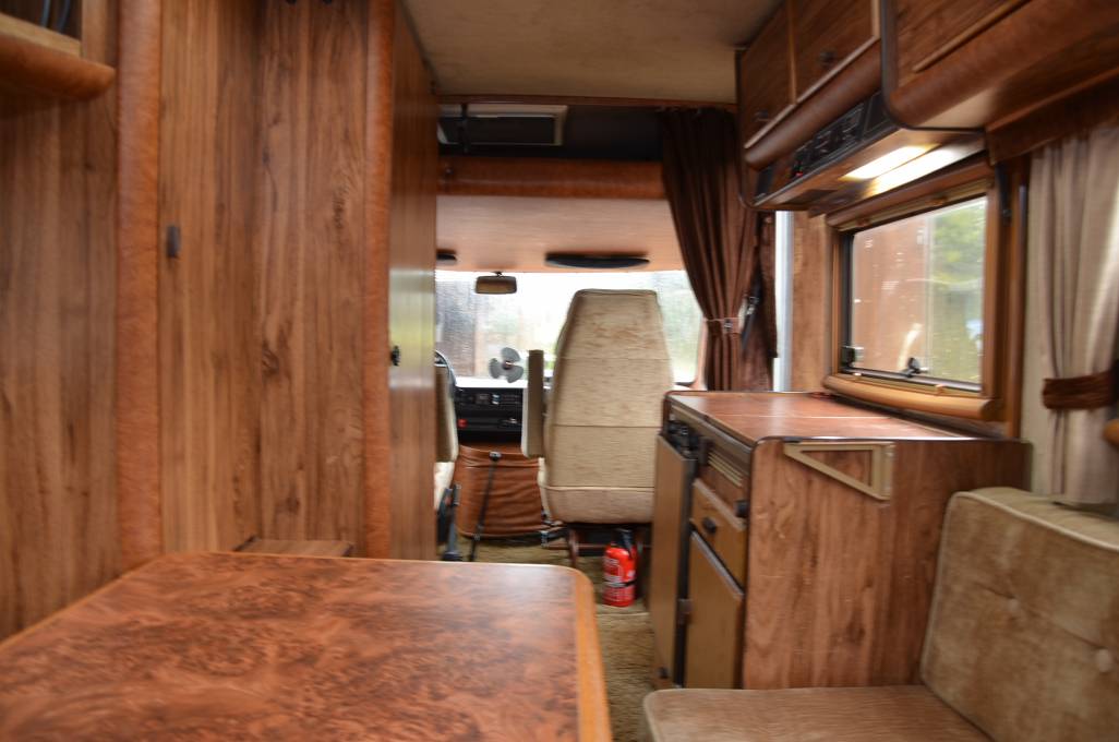 REDUCED 4 Berth 1983 left hand drive Hymer S550 Motorhome For Sale