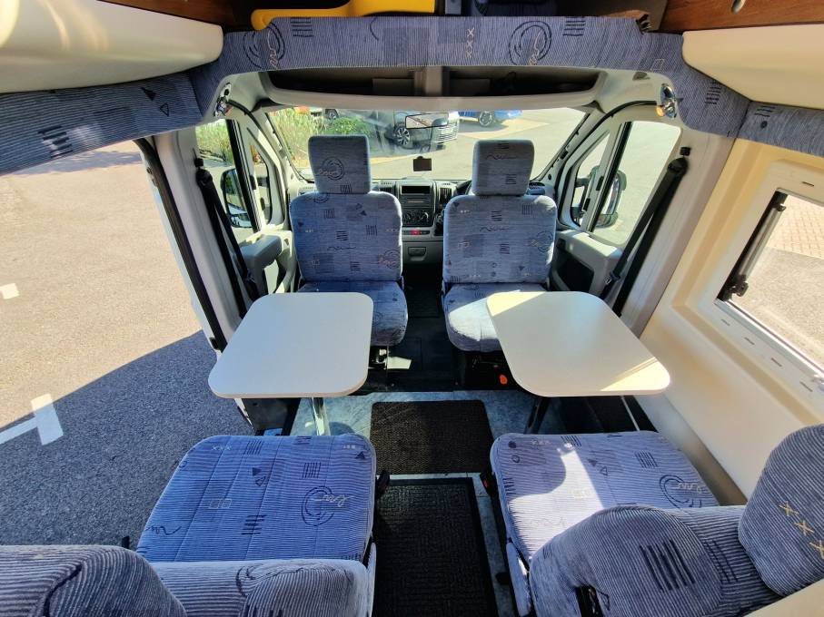 Romahome R30 2009 65k 2 berth 4 belt end kitchen 4.9m 3000kgs van ...