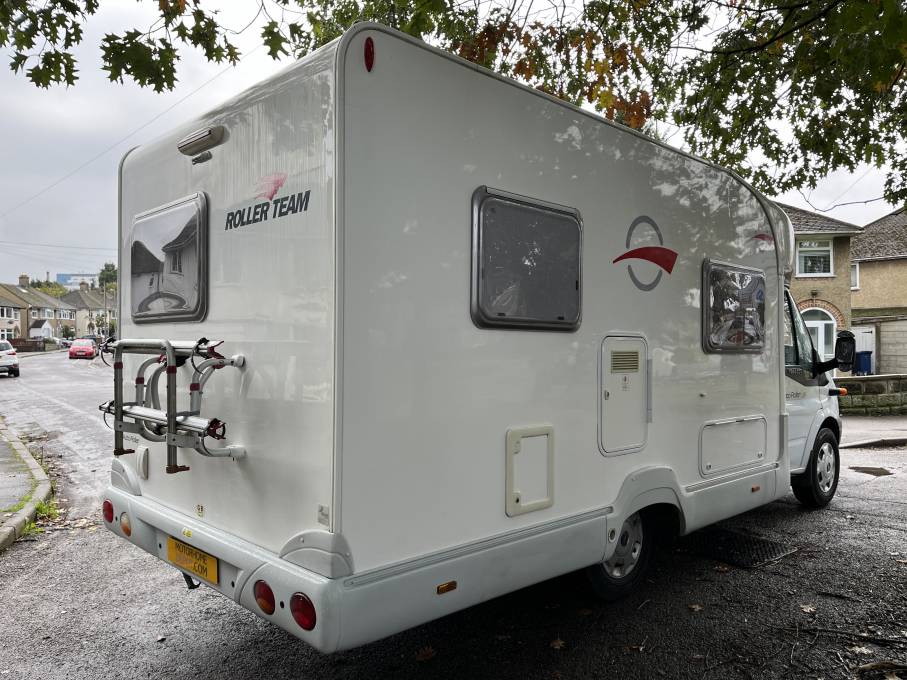 Roller Team Auto- Roller 200 3 Berth/2 Belts 2.2TDCi 5 Sp Manual Motorhome