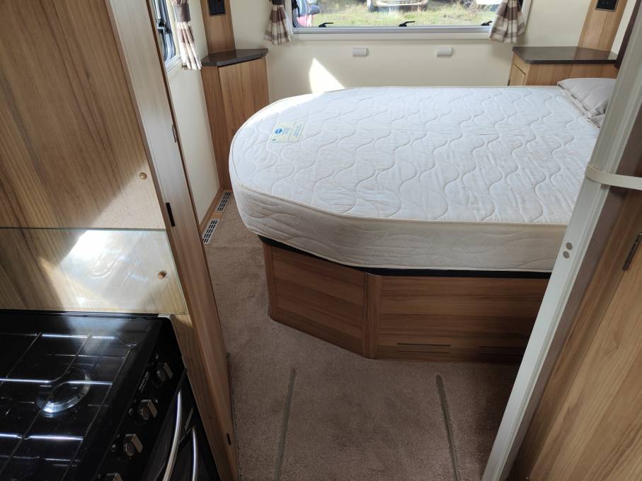 Bailey Approach Autograph 730