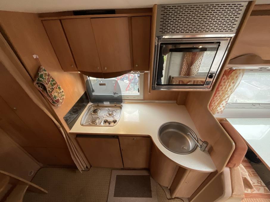 **PROJECT MOTORHOME**Burstner Argos 747-2 rear over garage bed 7 berth