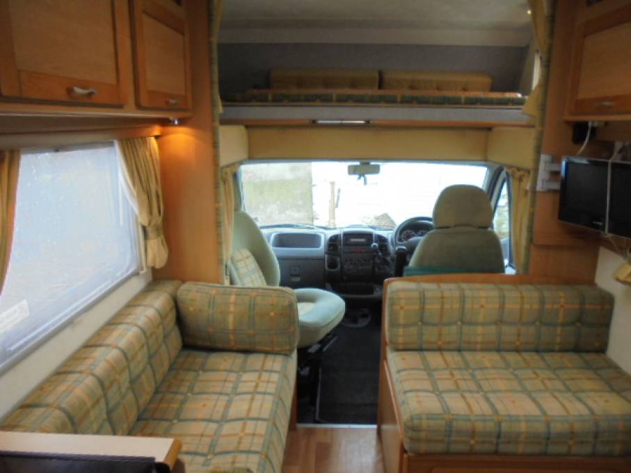 Compass Avantgarde 100