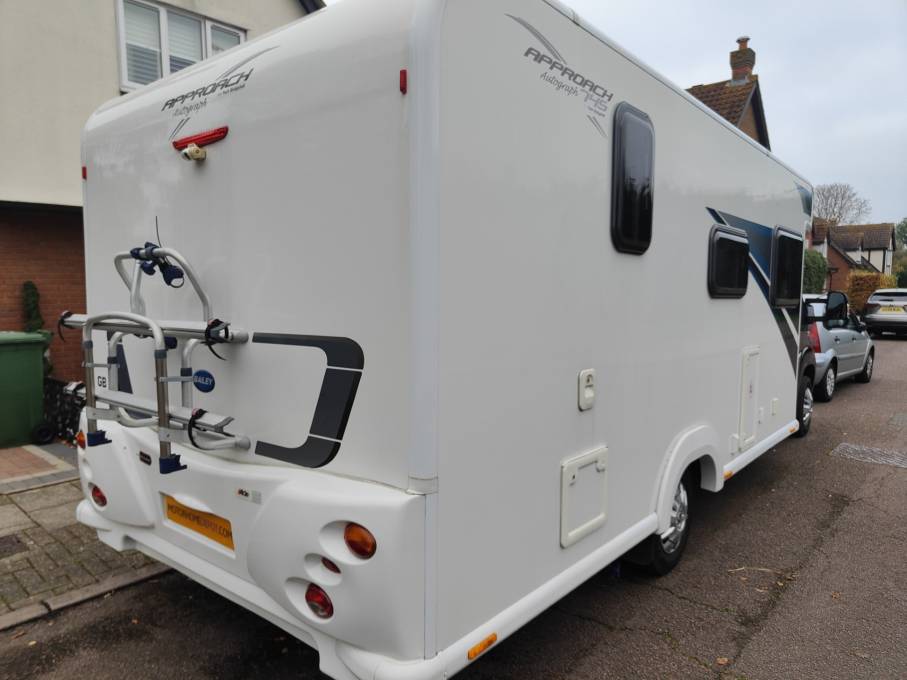 Bailey Approach Autograph 745