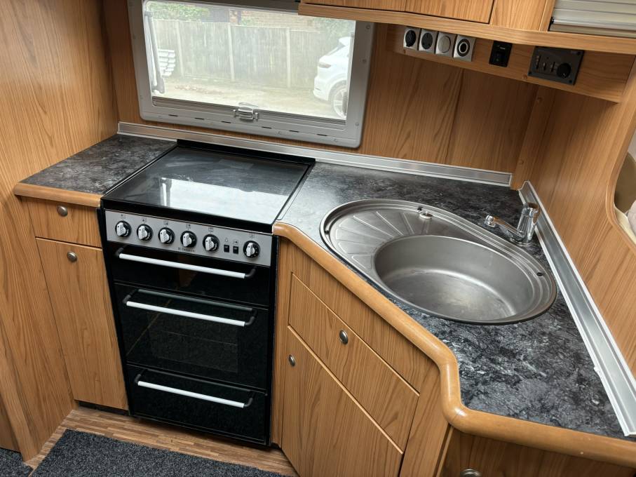 Burstner Argos 747 - Fixed Bed Motorhome for sale