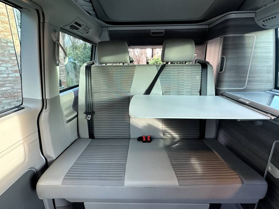 VW CALIFORNIA OCEAN 2 0 TDI DSG MOTION POP TOP Camper Conversion For Sale VW CALIFORNIA OCEAN 2 0 TDI DSG MOTION POP TOP Camper Conversion For Sale