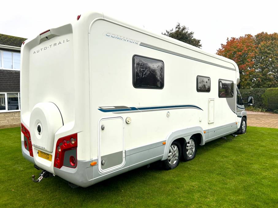 AUTOTRAIL COMANCHE FRONTIER AUTOMATIC 4 BERTH ISLAND BED Motorhome for Sale