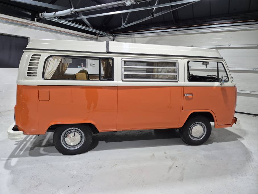 VW T2 Campervan