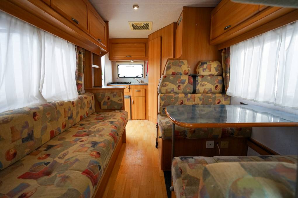 Sea Dinghy 5 Berth Motorhome with 6 belts. Low Mileage