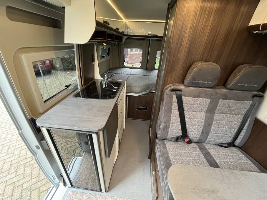 2021 Globecar Summit Prime 540 2.3 (140) 6sp Man. 2 Berth Campervan