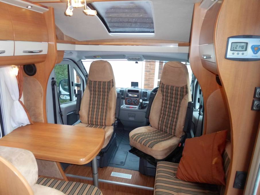 Hobby Van Exclusive DL500 3.0L Automatic 3 berth motorhome large garage