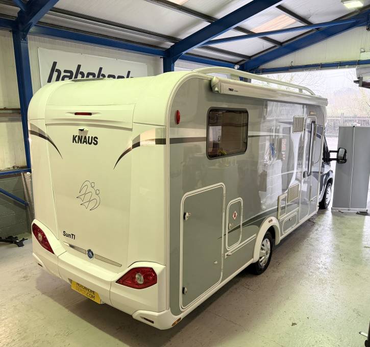 2012 Knaus Sunti 700 LEG 3 Berth 4 Travelling Belts rear fixed Bed with ...
