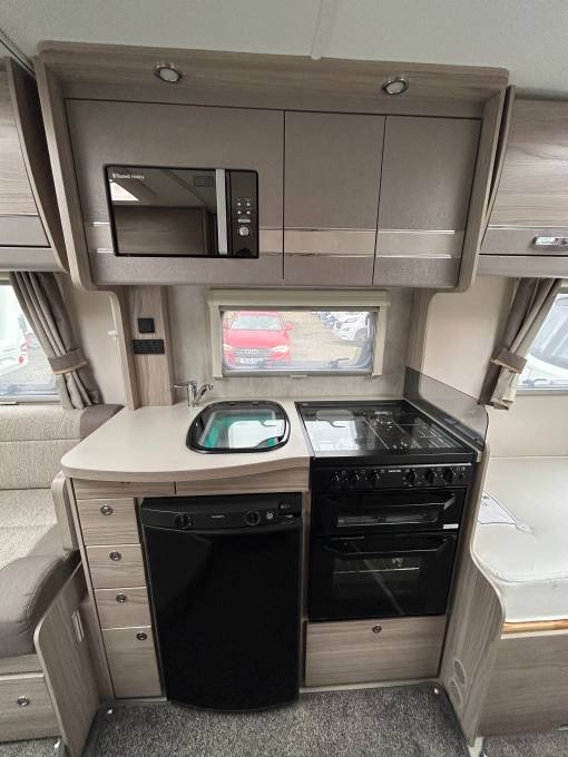 Elddis Autoquest, Evolution, 185, twin bed, 4 seat belts motorhome for sale