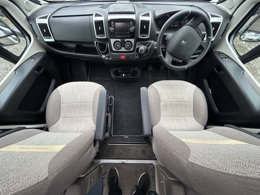 Elddis Autoquest, Evolution, 185, twin bed, 4 seat belts motorhome for sale