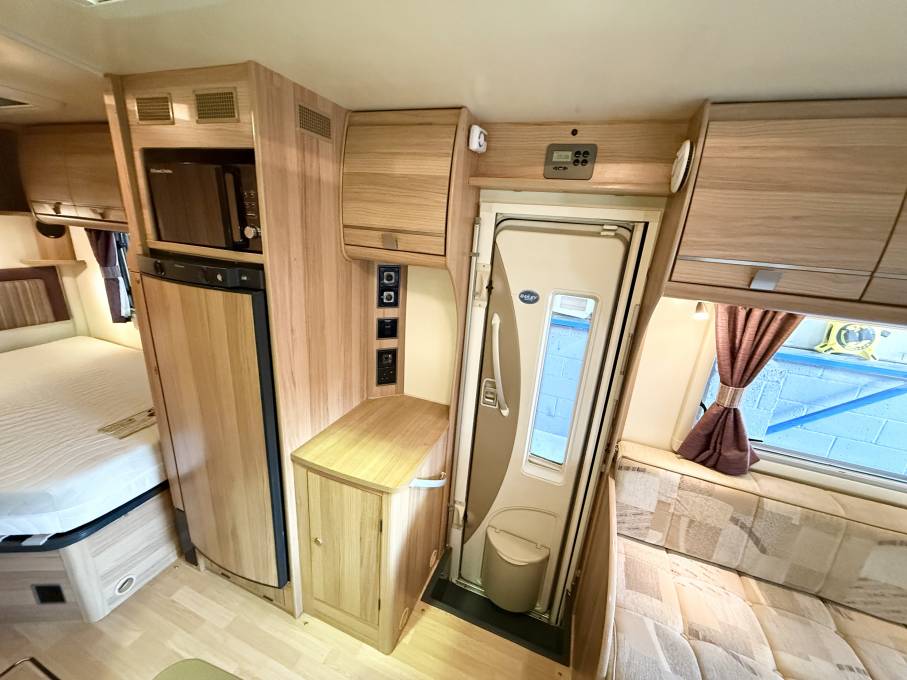 2013 Bailey Approach 740 SE 4 Berth Fixed Bed
