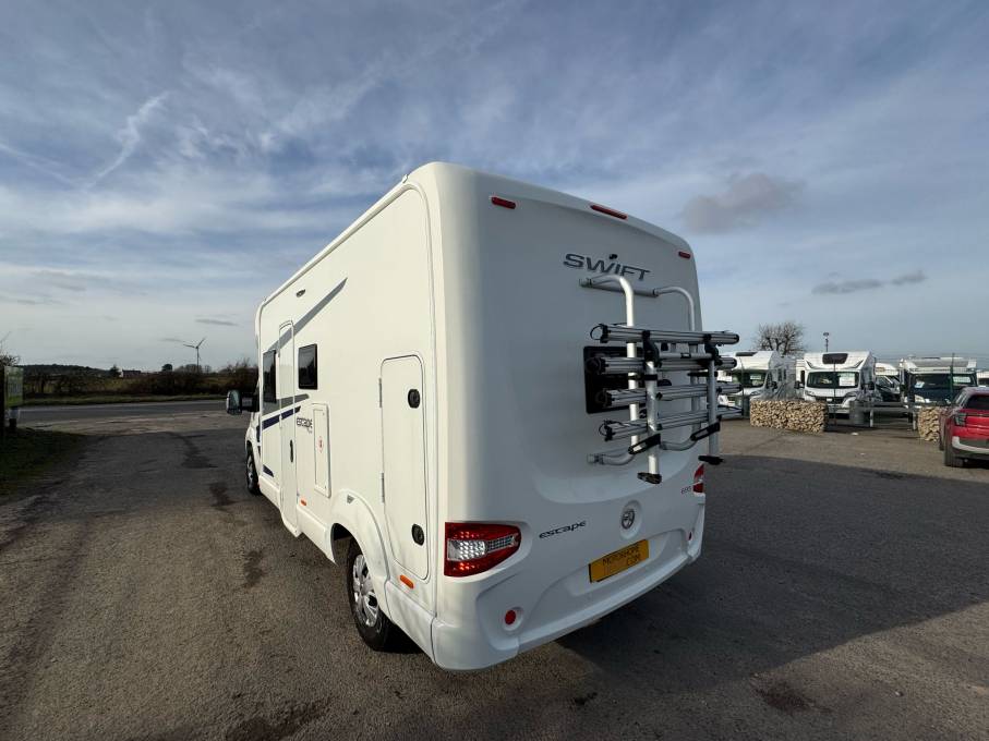 Swift Escape 695 6 Berth 5 Belts Bunk Beds Drop Down Bed