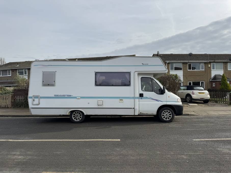 Autohomes Windward Equipe Motorhome 2.5d 2000 47000 miles