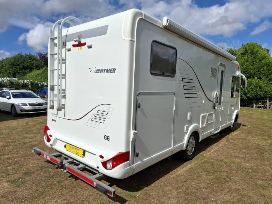 Hymer B694 A-Class, 2012 rear bed over garage, pull down OCB
