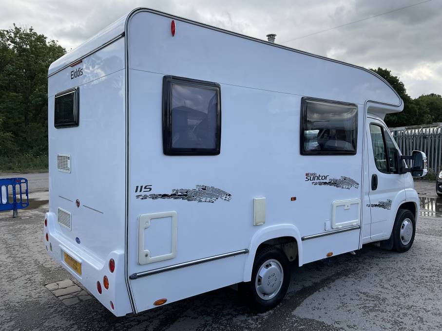 2011 Elddis Autoquest 115 2 berth end kitchen compact