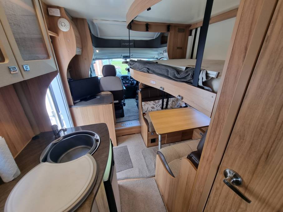 Bailey Approach Autograph 765 13689 miles