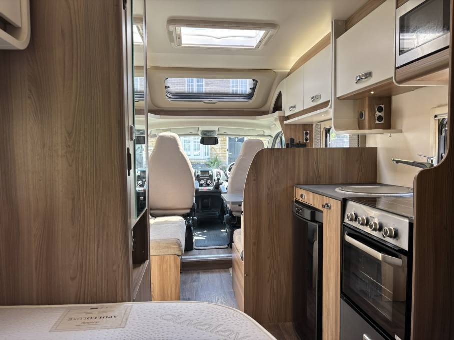 2019 - Swift Freestyle 664 - Fixed bed motorhome for sale
