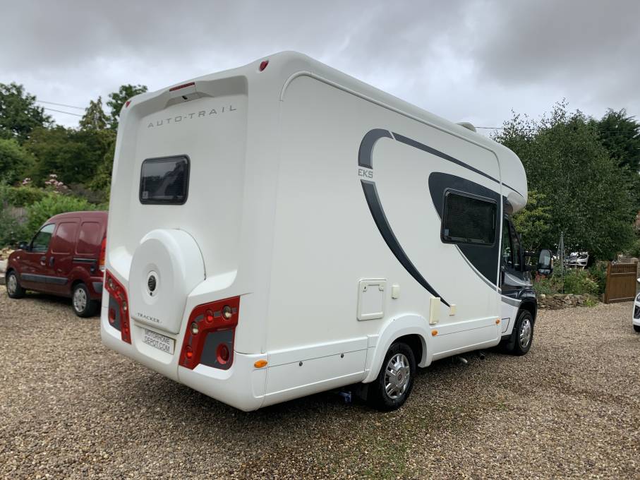 Auto-trail Tracker EKS