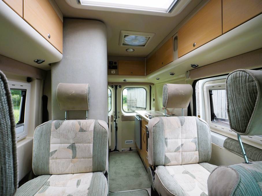 Romahome R30, 2 Berth, 4 Belt, FSH, under 5m