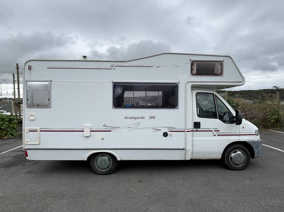 Compass Avantgarde 300 4 Berth 2002 Motorhome For Sale