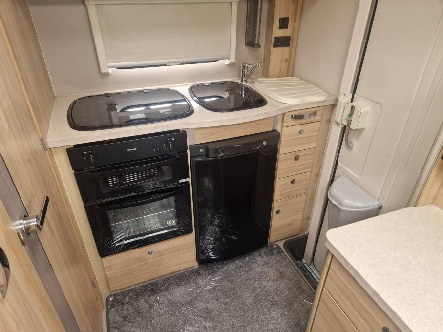 2017 Elddis Autoquest 115