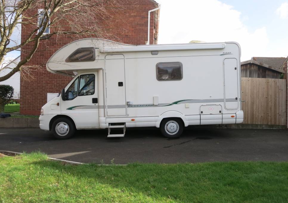 Bessacarr E445 - 4 Berth - End Washroom - Motorhome For Sale