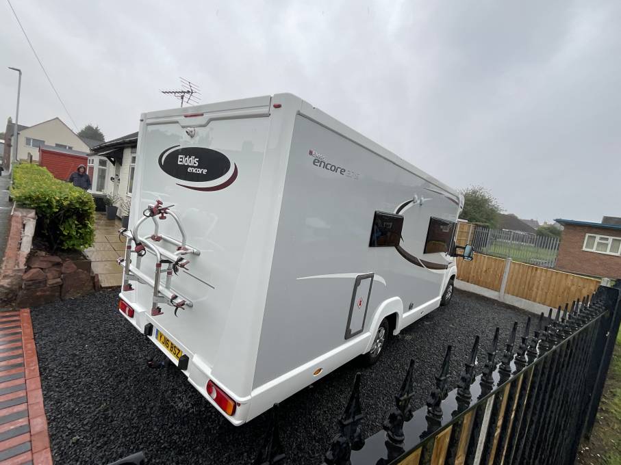 Elddis Encore 275 end washroom side benches 2 berth spacious motorhome