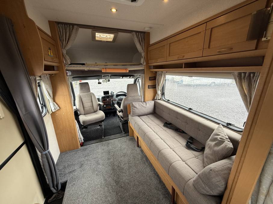 Auto-Trail Cheyenne 4 Berth Wheelchair Adapted 1998 Motorhome For Sale