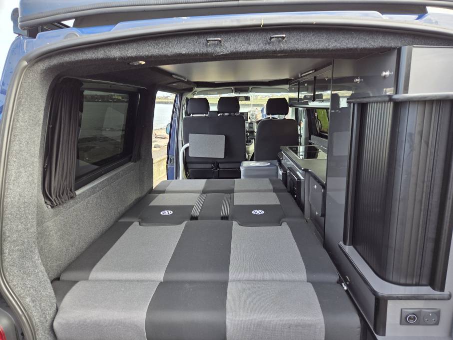 2019 VW Transporter T30 S-Line TDI LWB