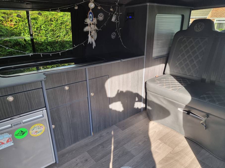 VOLKSWAGEN TRANSPORTER T30 TDI LWB