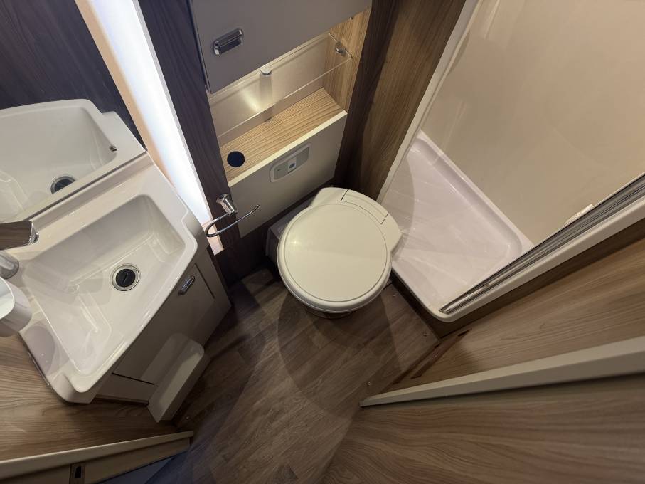 Swift Bolero 684 4 Berth 4 Travel Seat Rear Fixed Bed Motorhome For Sale