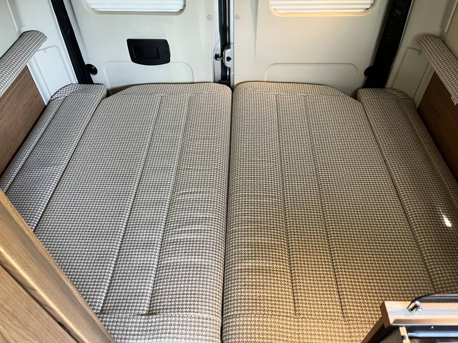2016 Auto Trail V-Line 540 SE 2.3 (130) 6Sp Man 2 Berth Campervan