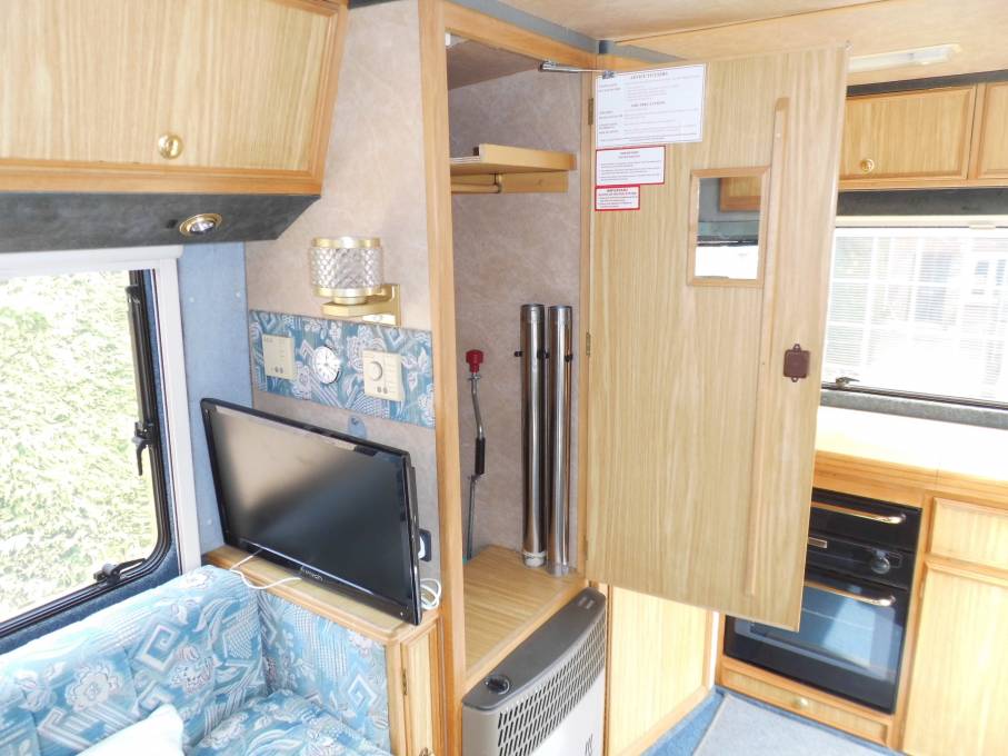 Auto-Sleepers Executive