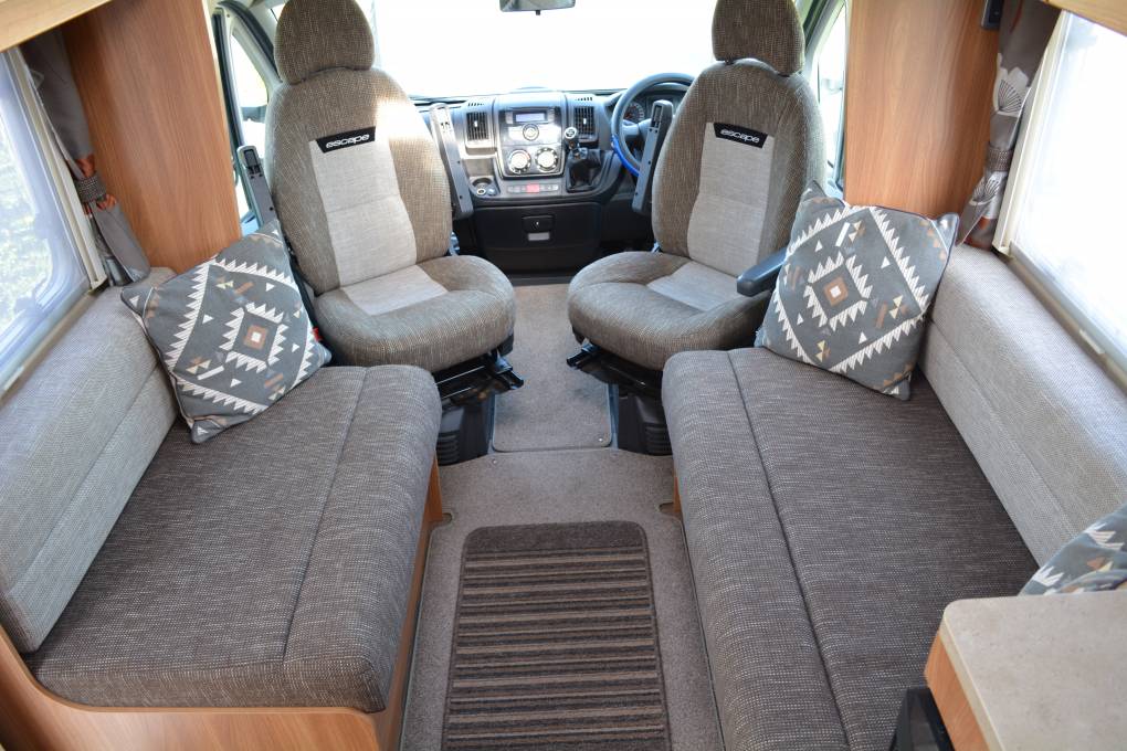 2014 SWIFT ESCAPE 662