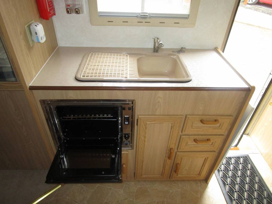 Machzone Silvermint 4 Berth Fixed Bed Motorhome for sale