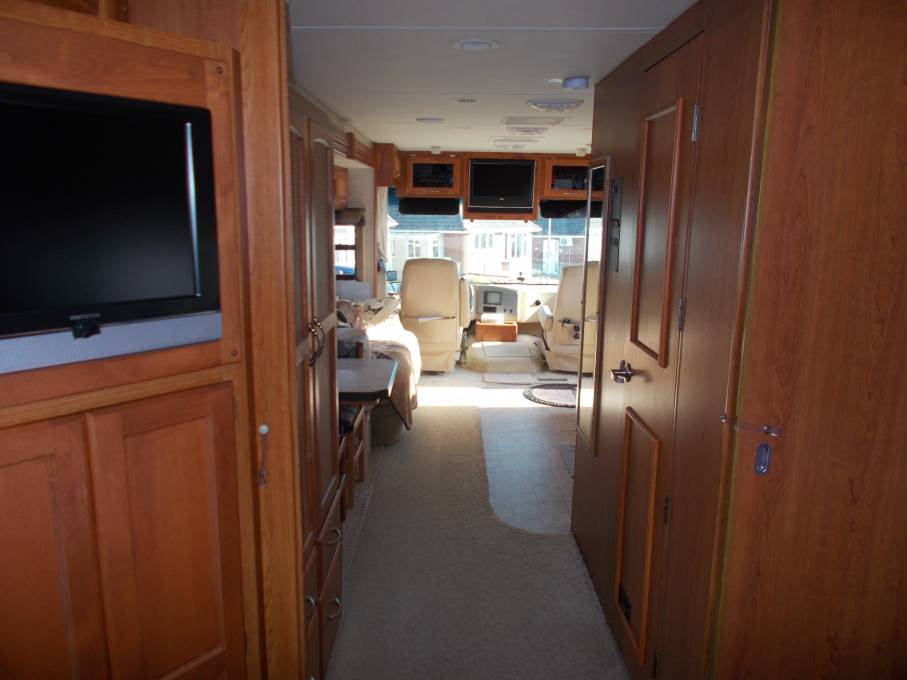 Monaco Safari Simba RV Motorhome Slide Out LPG