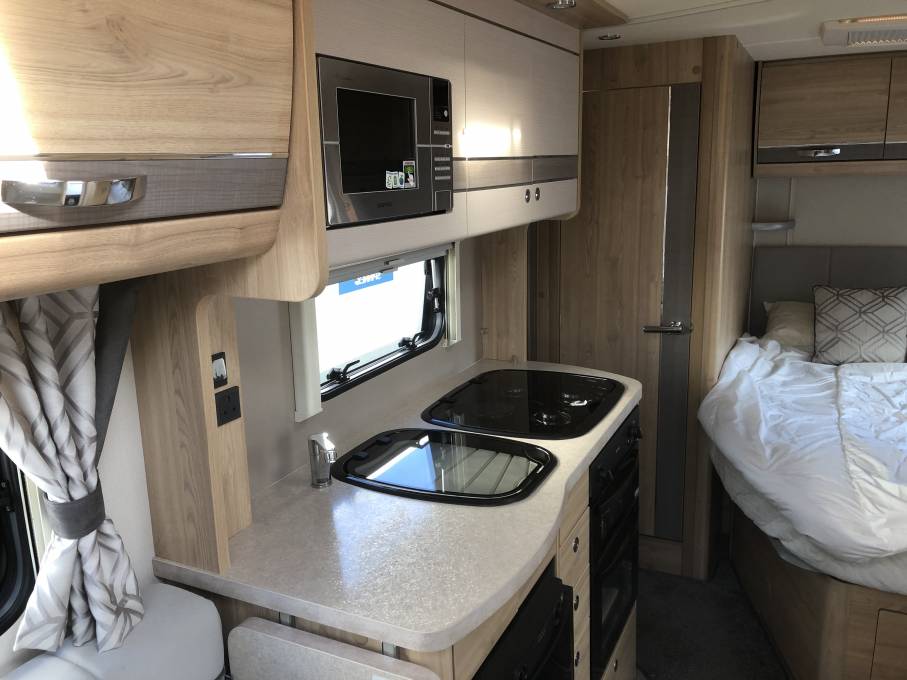 Elddis Autoquest Vogue 155