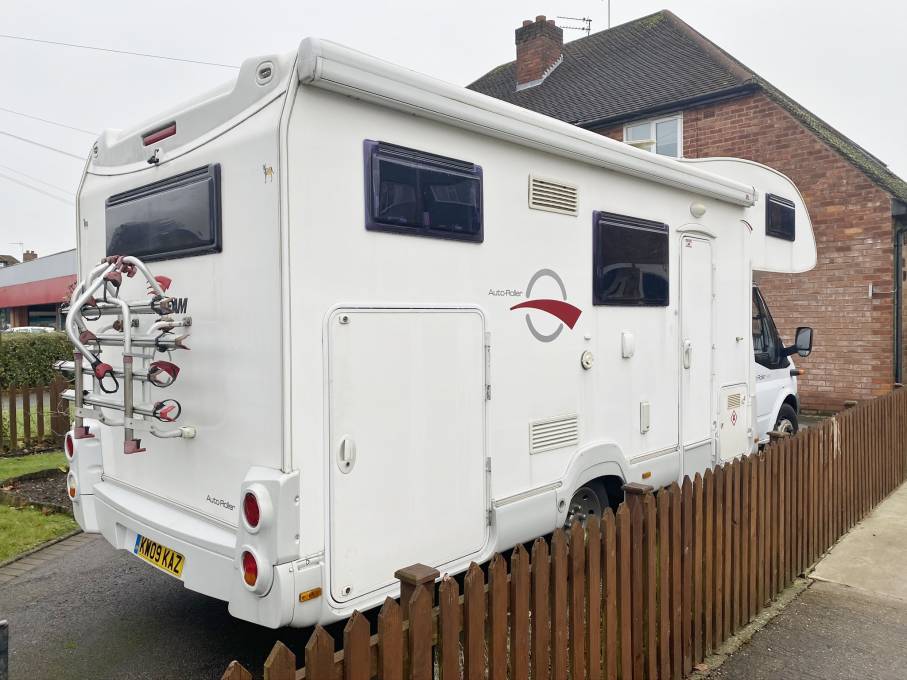 Roller Team 600G 6 Berth Motorhome with Garage