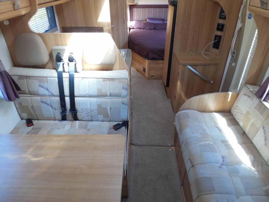 Bailey Approach 745 SE