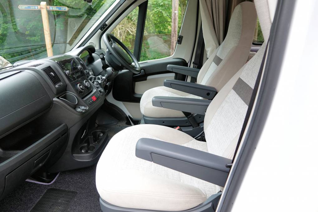 2019 Compass Avantgarde 115, 2-Berth, End Kitchen, Motorhome for Sale