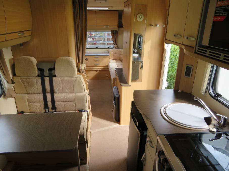 Bessacarr E495, 2011, 6 berth, 6 Belted Seats, Low Mileage