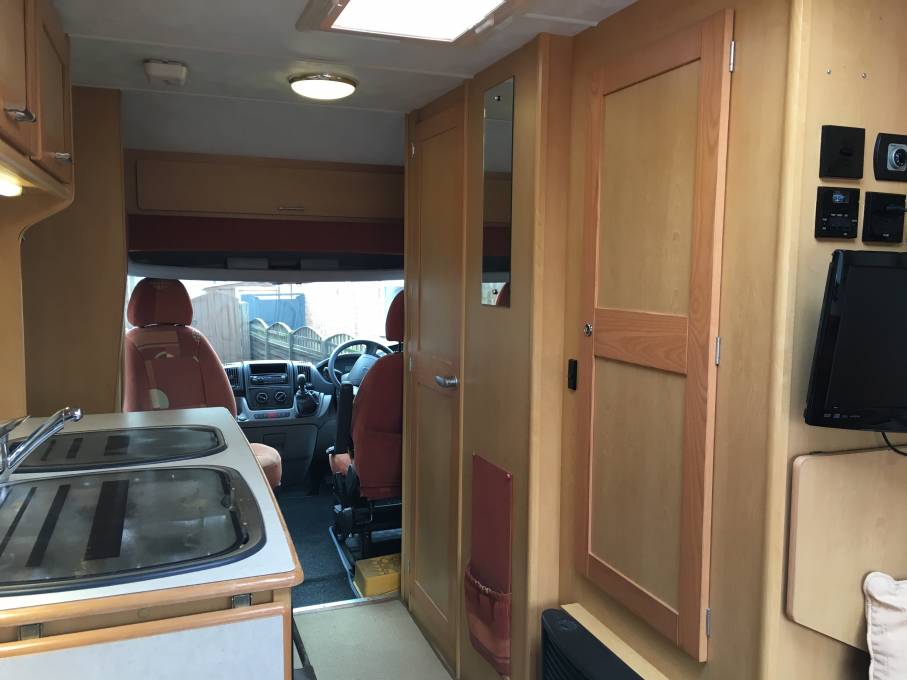 Elddis Autoquest 120